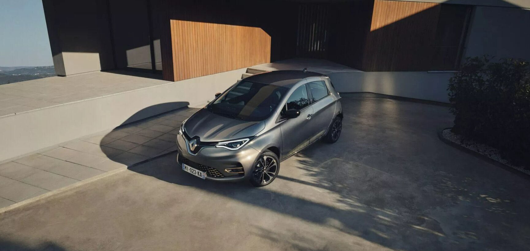 New Renault ZOE Range | Electric Car | Lookers Renault