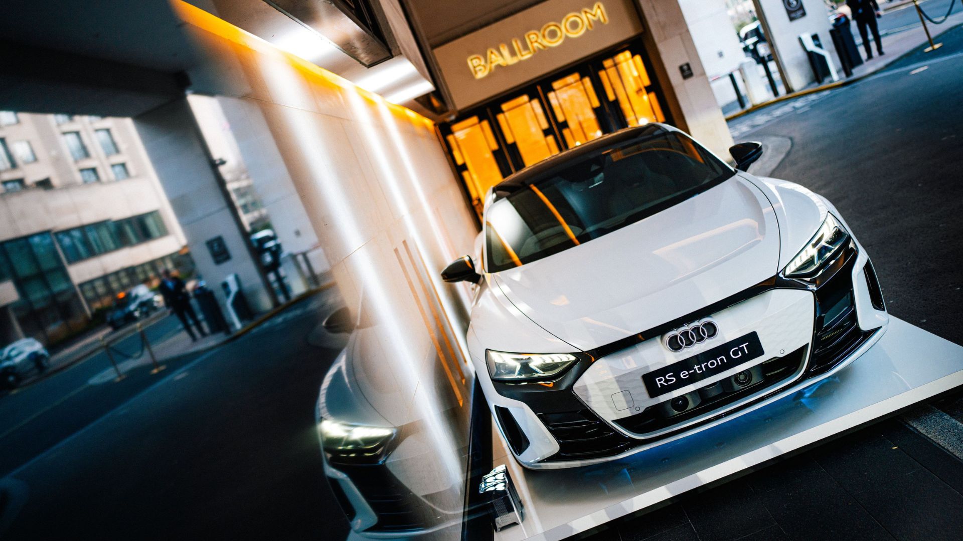 Lookers Audi Stirling Receives Prestigious Award at Q-Power Awards ...