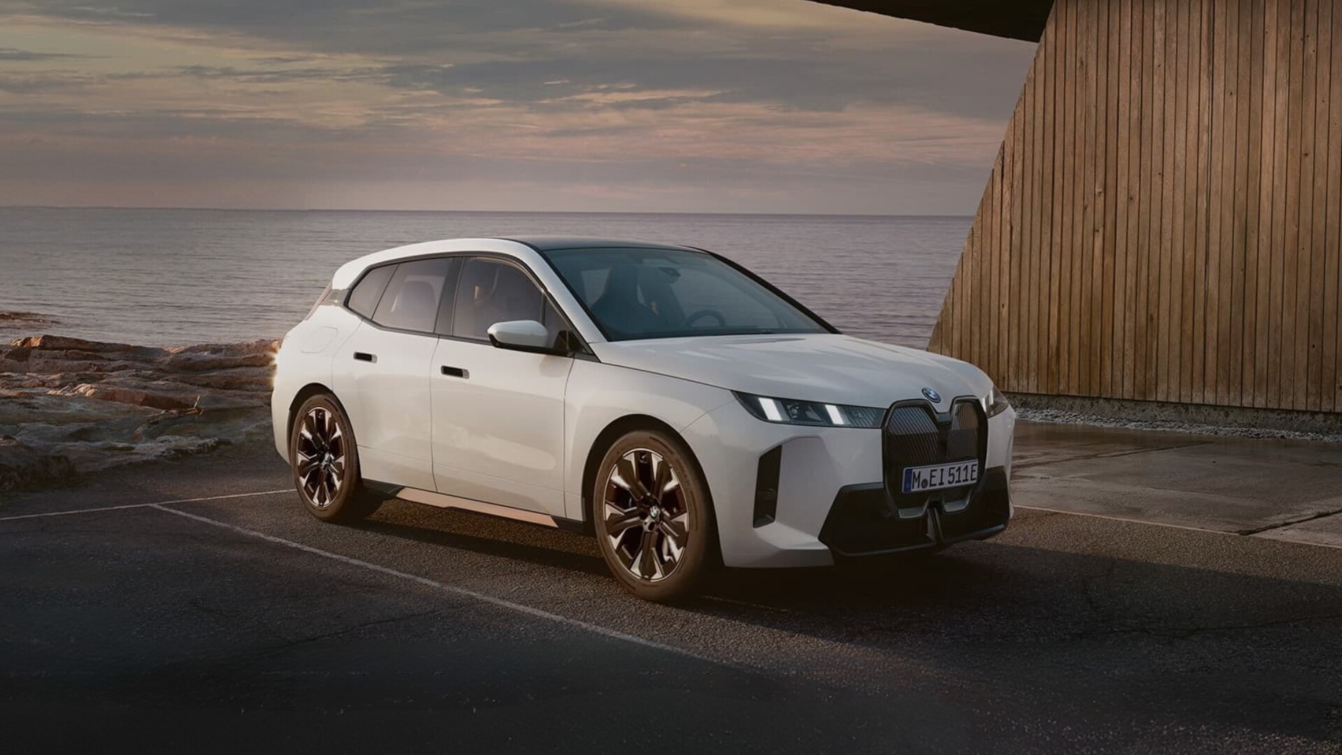New & Approved Used BMW Dealers Across the UK | Lookers BMW