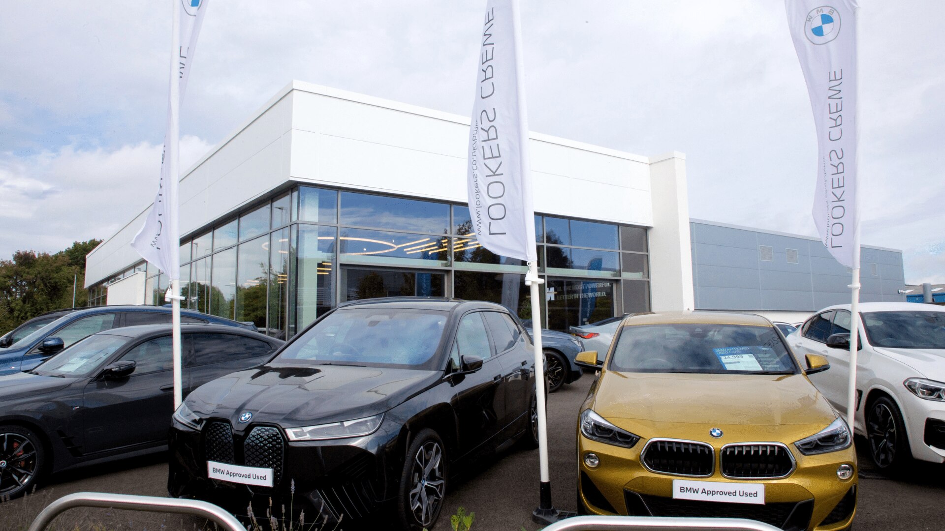 Contact Lookers Stafford BMW| Part of the Lookers Group