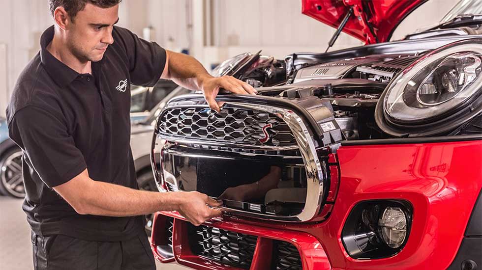 MINI Car Servicing & Repairs | Lookers MINI