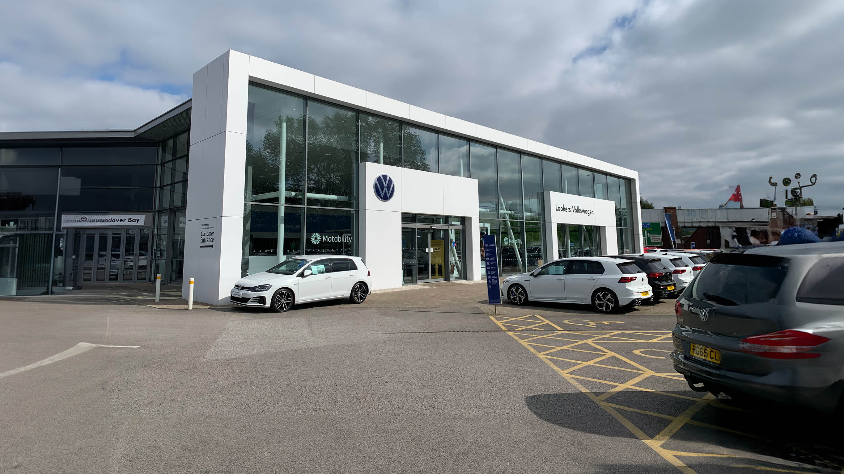 Lookers Volkswagen Blackburn | New & Used Volkswagen & Servicing