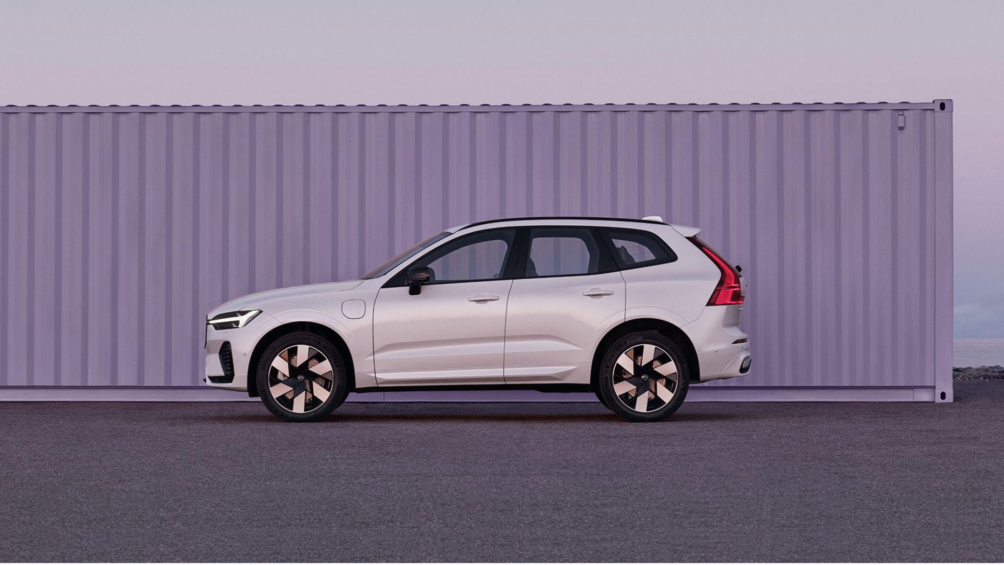 New Volvo with big savings | Lookers Volvo